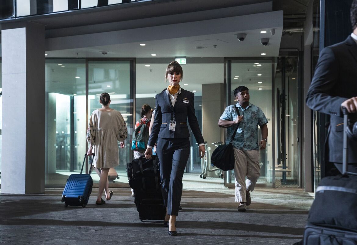 First Look At ‘In Flight’: Katherine Kelly Stars In High-Octane Crime ...