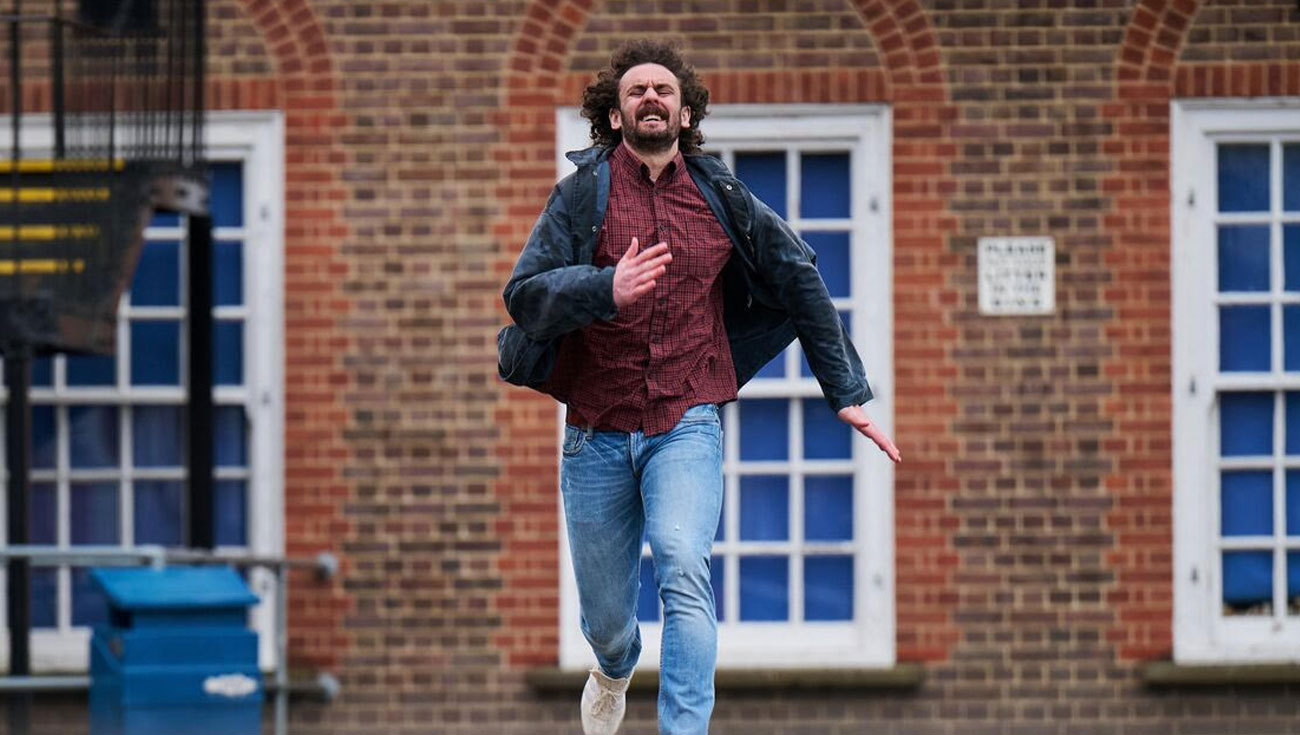 Channel 4 Commissions New Sitcom ‘Stepping Up’ Starring and Written by ...
